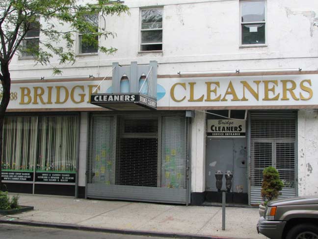 27.bridge.cleaners - Forgotten New York