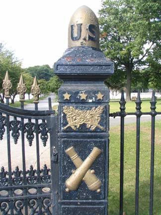 32.national.gate - Forgotten New York