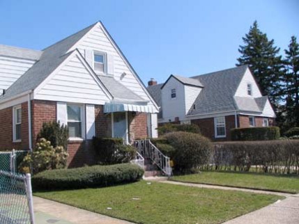 BELLEROSE and HOLLIS HILLS, Queens - Forgotten New York