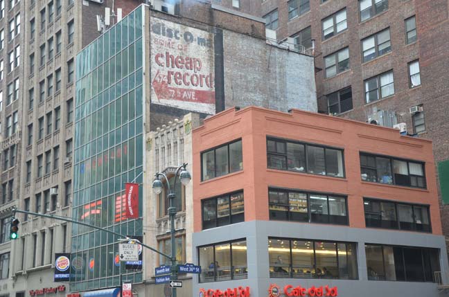 SUNDRY SIGNS - Forgotten New York