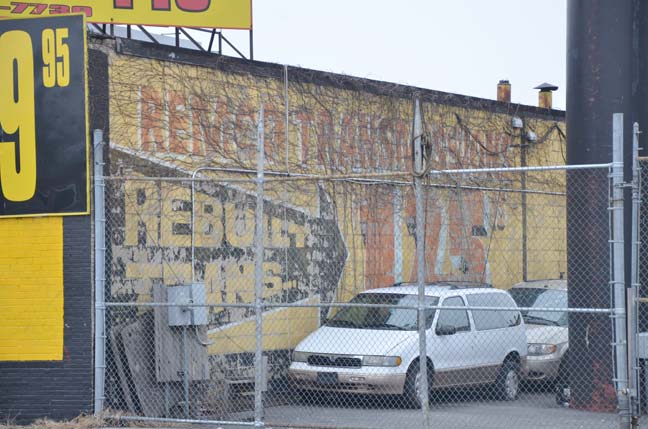 SUNDRY SIGNS - Forgotten New York