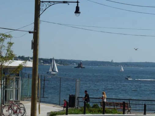 STEPPING STONES LIGHTHOUSE - Forgotten New York