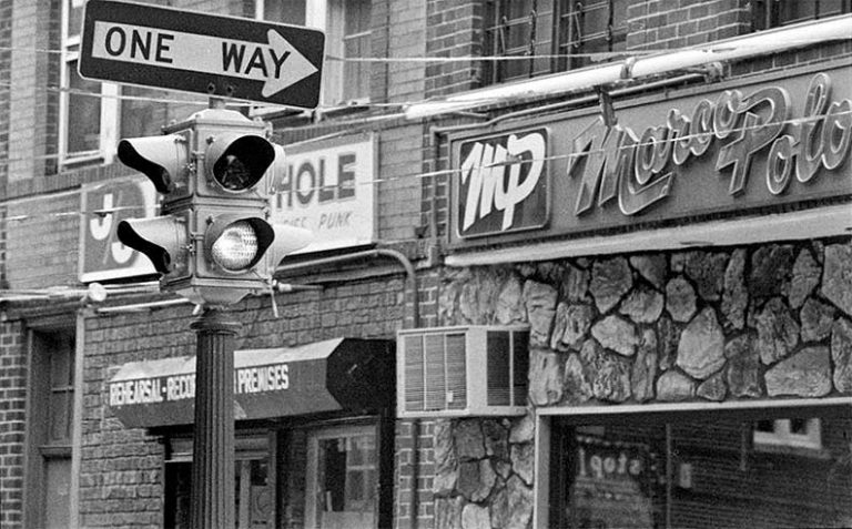 CLASSIC STOPLIGHTS - Forgotten New York