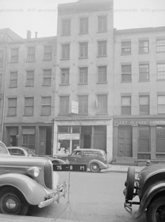 CONHEIM'S CLOCK - Forgotten New York