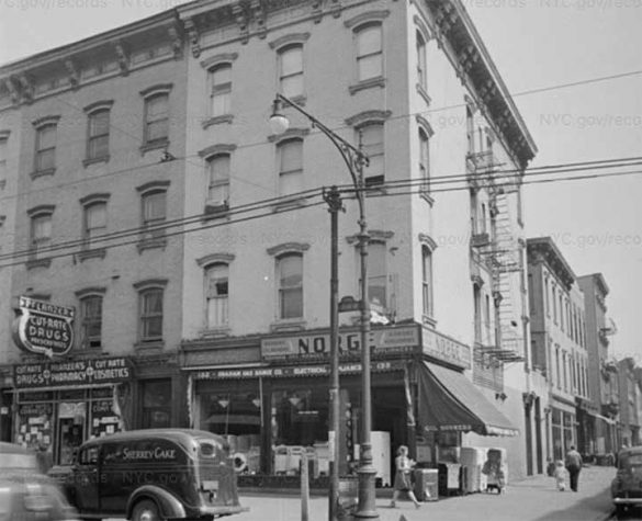 Graham Gas Ranges - Forgotten New York