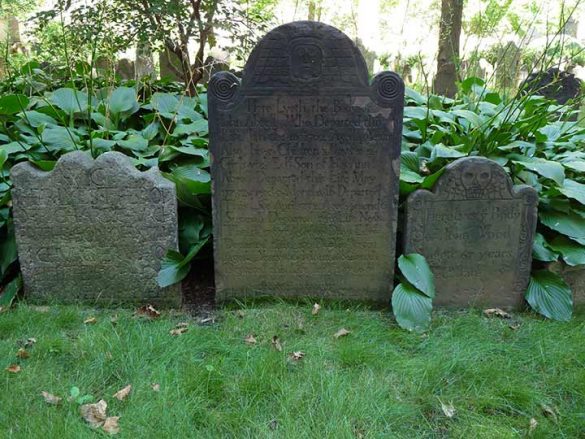 Trinity Churchyard - Forgotten New York