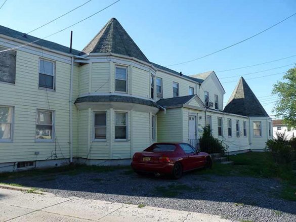 Little Neck Border - Forgotten New York