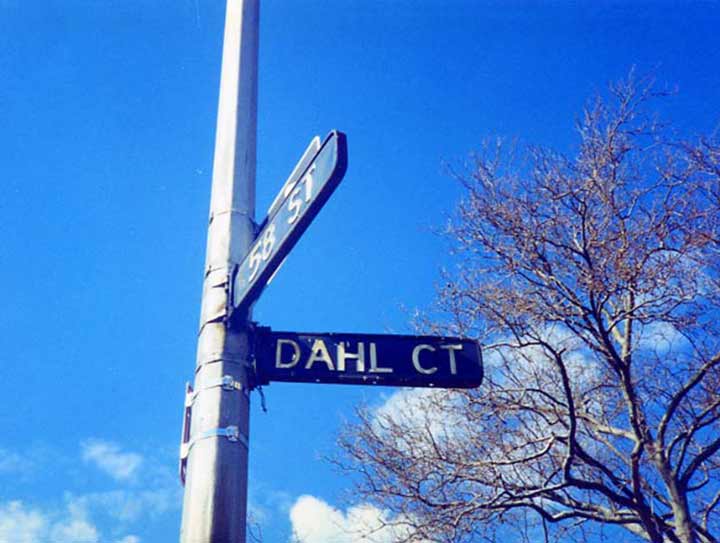 dahl.sign - Forgotten New York