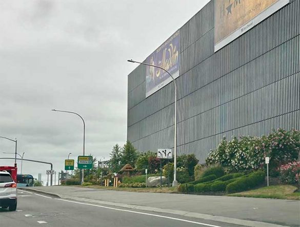 LGA's Control Tower Garden - Forgotten New York
